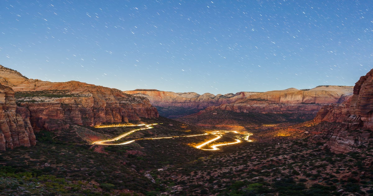 Falling Stars In Zion: How An Astrophotographer Created This Long ...