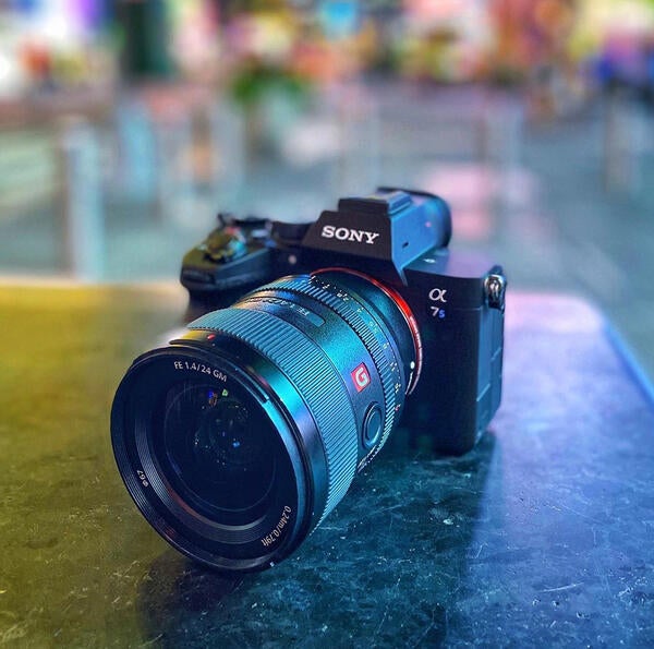 Sony Alpha Bodies | Sony | Alpha Universe
