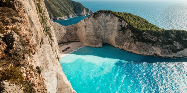 Whats In My Bag See This Travel Content Creators Super Simple Full