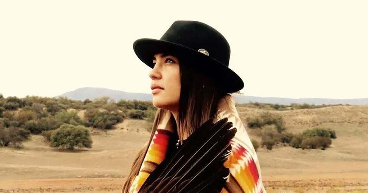 Fine art photographer and Sony Alpha Female Plus grant winner, Zoe ...