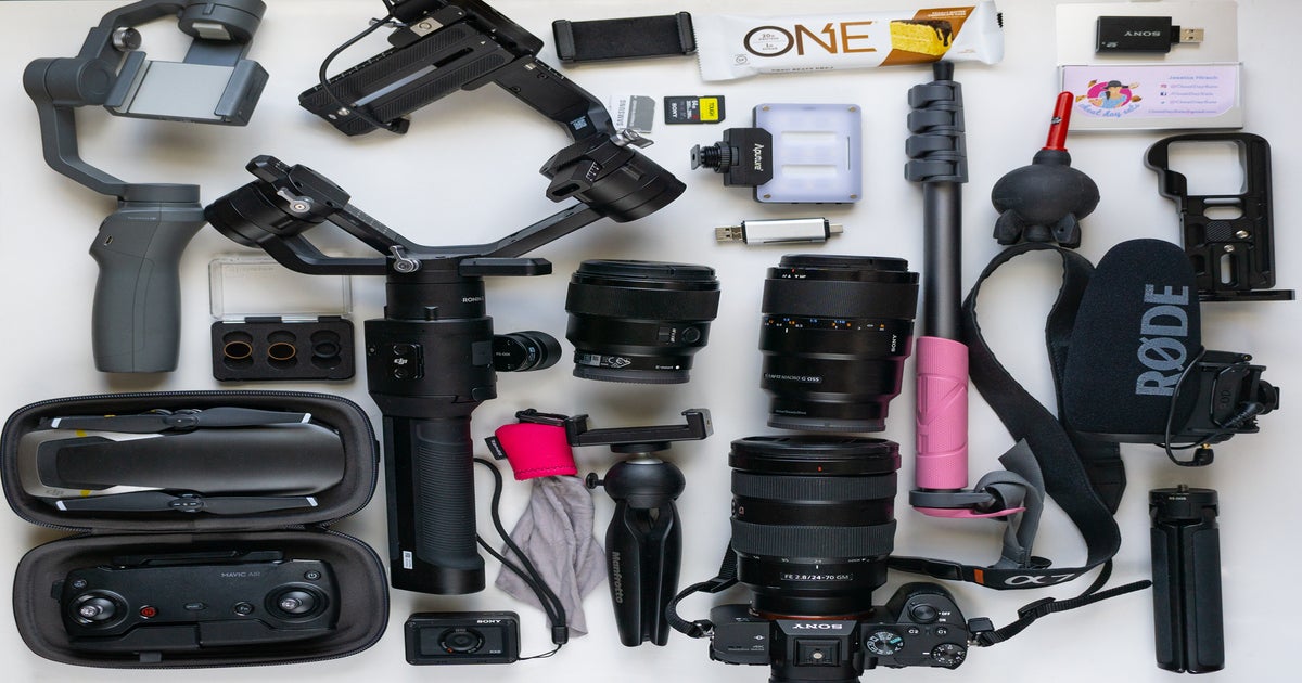 What’s In My Bag: Jessica Hirsch's (@cheatdayeats) Kit For Standout ...